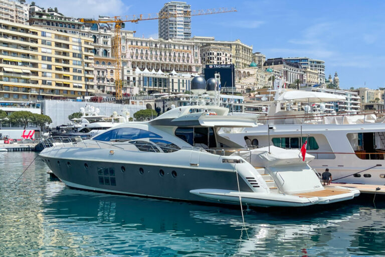 Azimut 86S Yachts for Sale | Used Azimut 86S Yacht Price ...